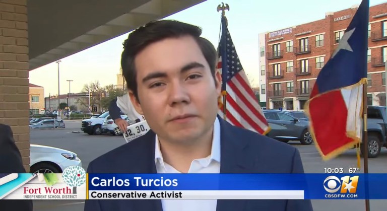 About – CARLOS TURCIOS